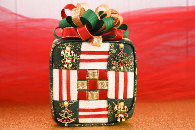 Quartet Pattern eBook & Video Tutorial – The Ornament Girl's Market